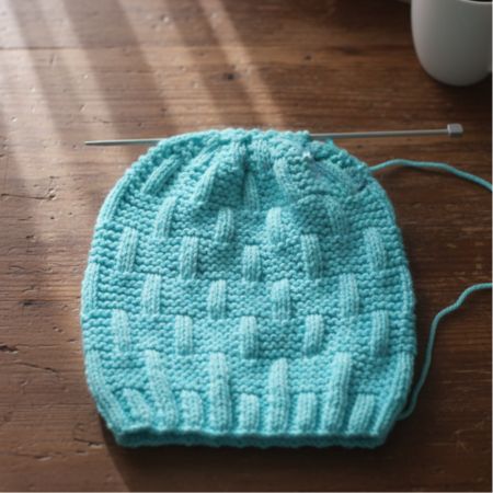 The Easiest Beanie Knitting Pattern: A Guide for Beginners. - VimlaKnit